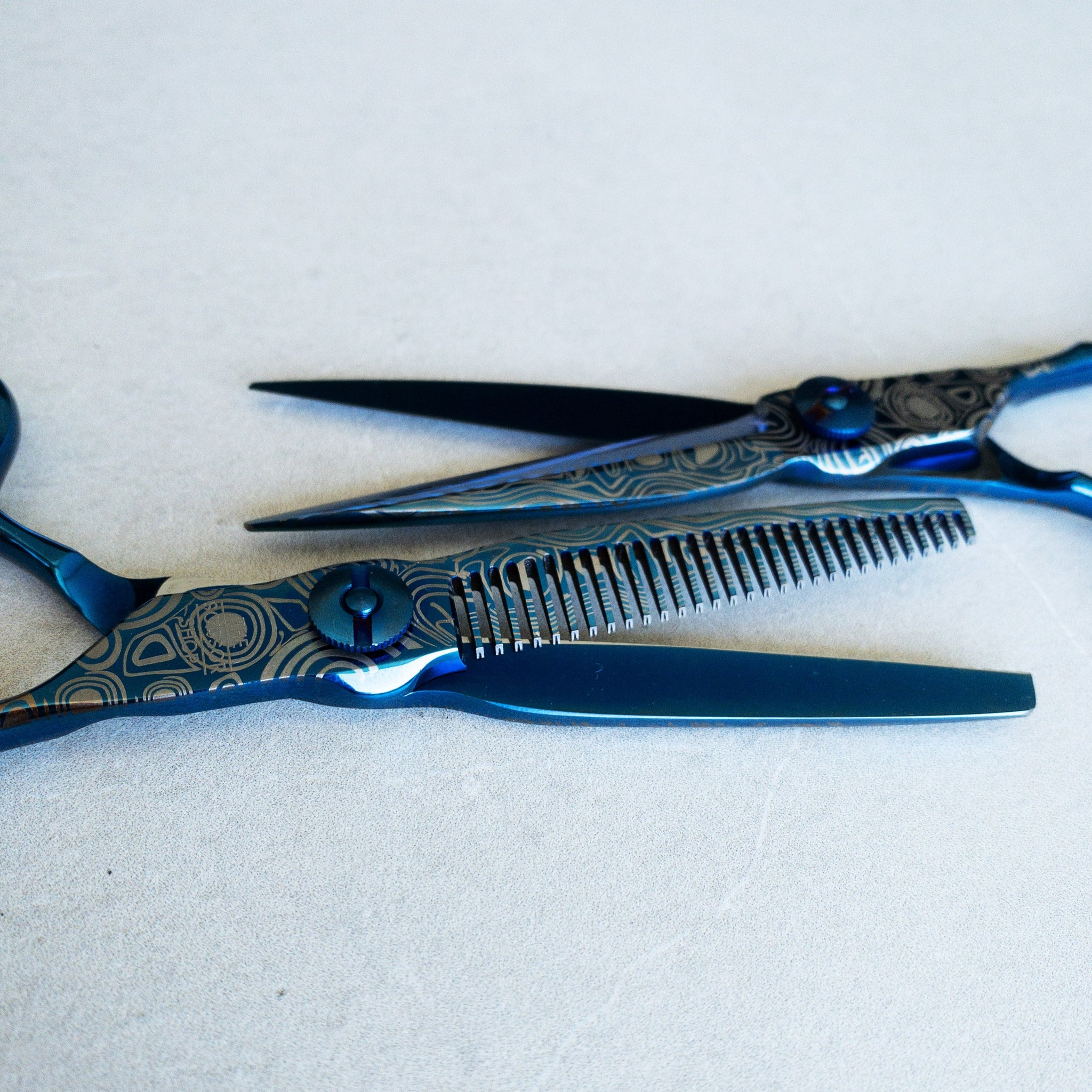 Aiiro Series 6" Japanese Steel Hairdressing Scissors – The Scissor Shop